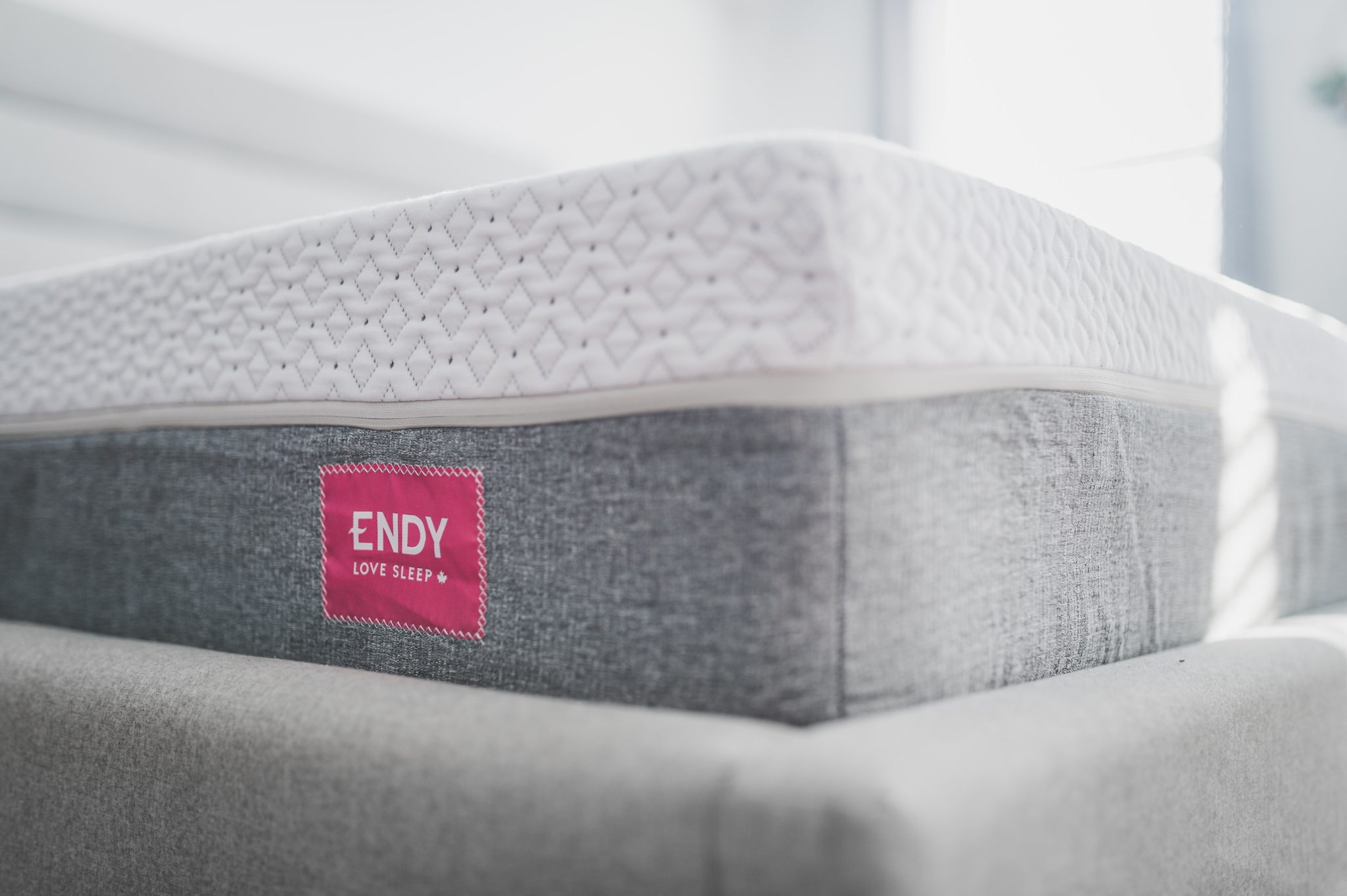 Mattress Logos: The Key To A Memorable Brand Identity - LogoCreator.io